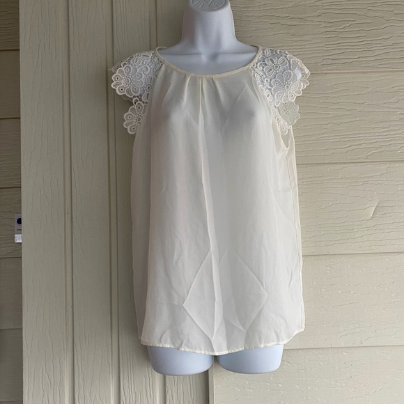 Zara | Tops | Zara Lace Cap Sleeve Shell | Poshmark